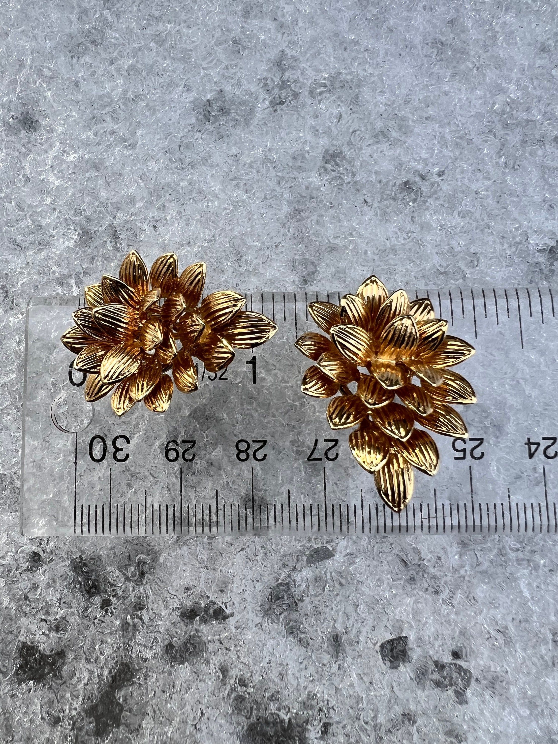 Vintage, 14K Gold, Yellow Gold, Leaf Clip on Earrings, 12.4 Grams - Etsy