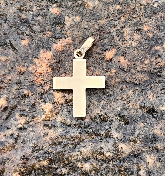 Vintage 14K Yellow Gold Tiny Cross Pendant: Religious… - Gem