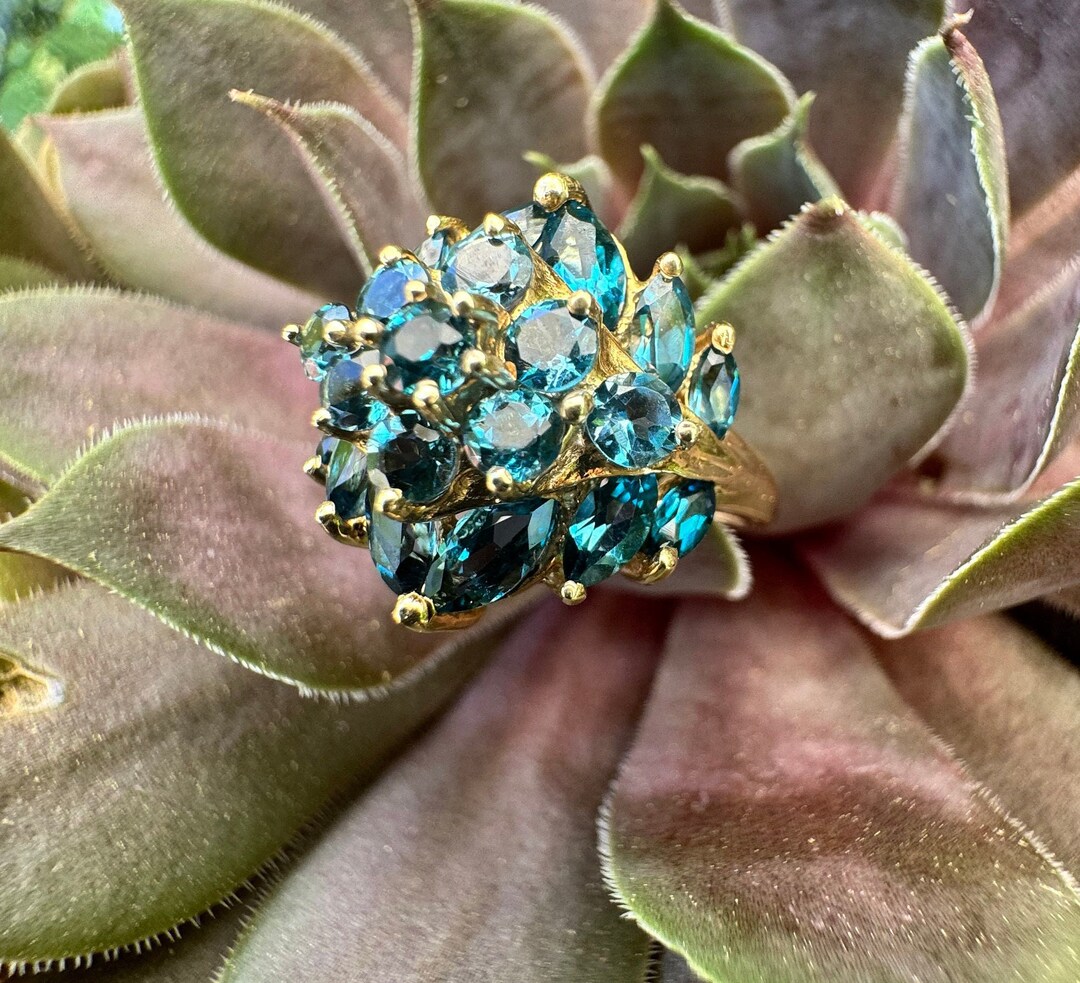 10K Gold, Ring Blue Topaz Cluster Flower Ring, Size 7 3/4, 4.55 Grams ...