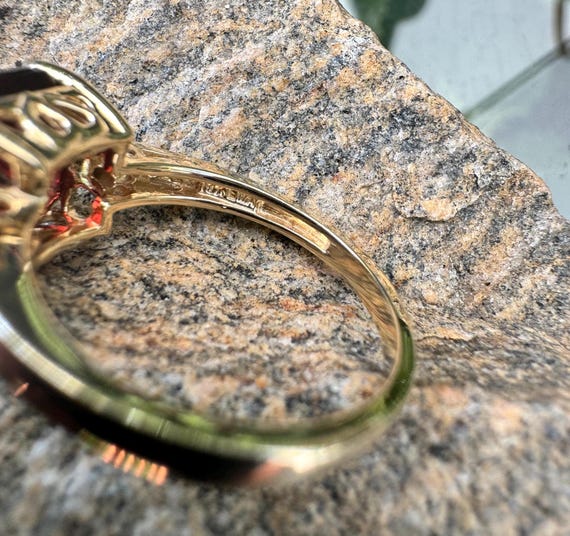 Vintage, 14K Gold, Garnet Ring With Diamonds, EMA, Si… - Gem