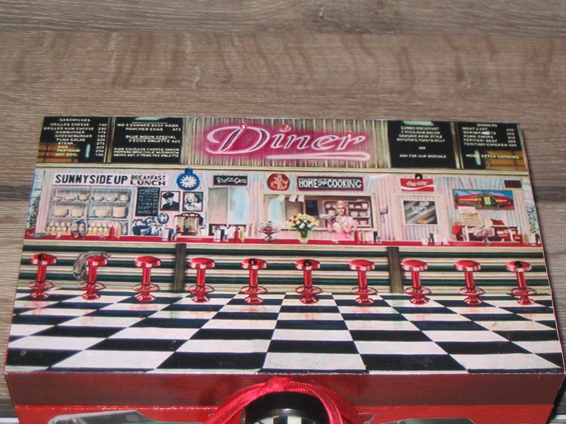 Vintage Style Diner Checkerboard sur le thème Decoupage Boîte à bijoux ...