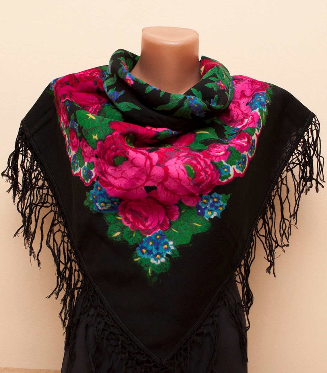 VINTAGE Wool Shawl. Ukrainian Folk Scarf, Ukrainian Square Floral Scarf ...