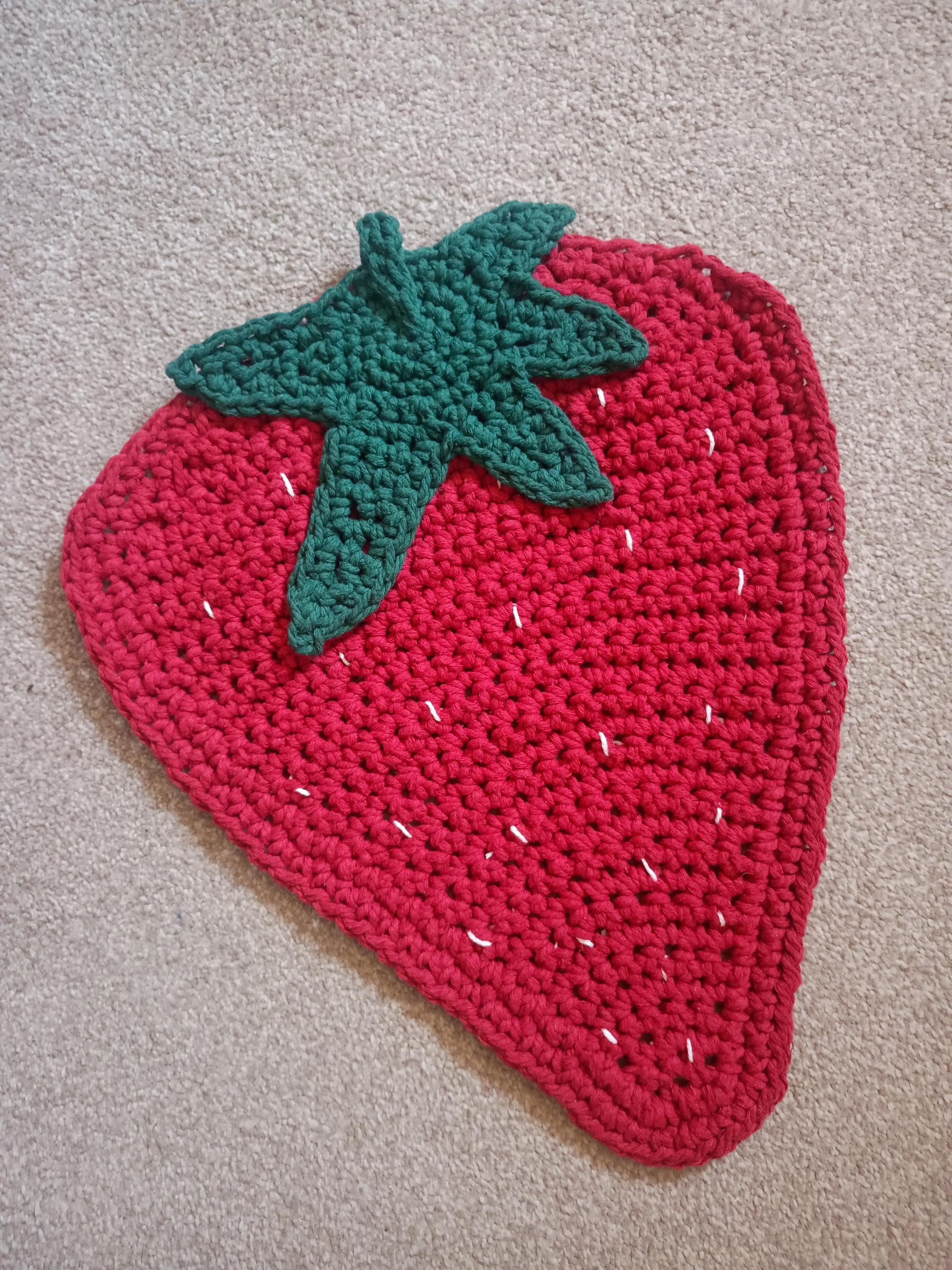 Handmade Crochet Strawberry Bath Mat/rug/door Mat - Etsy