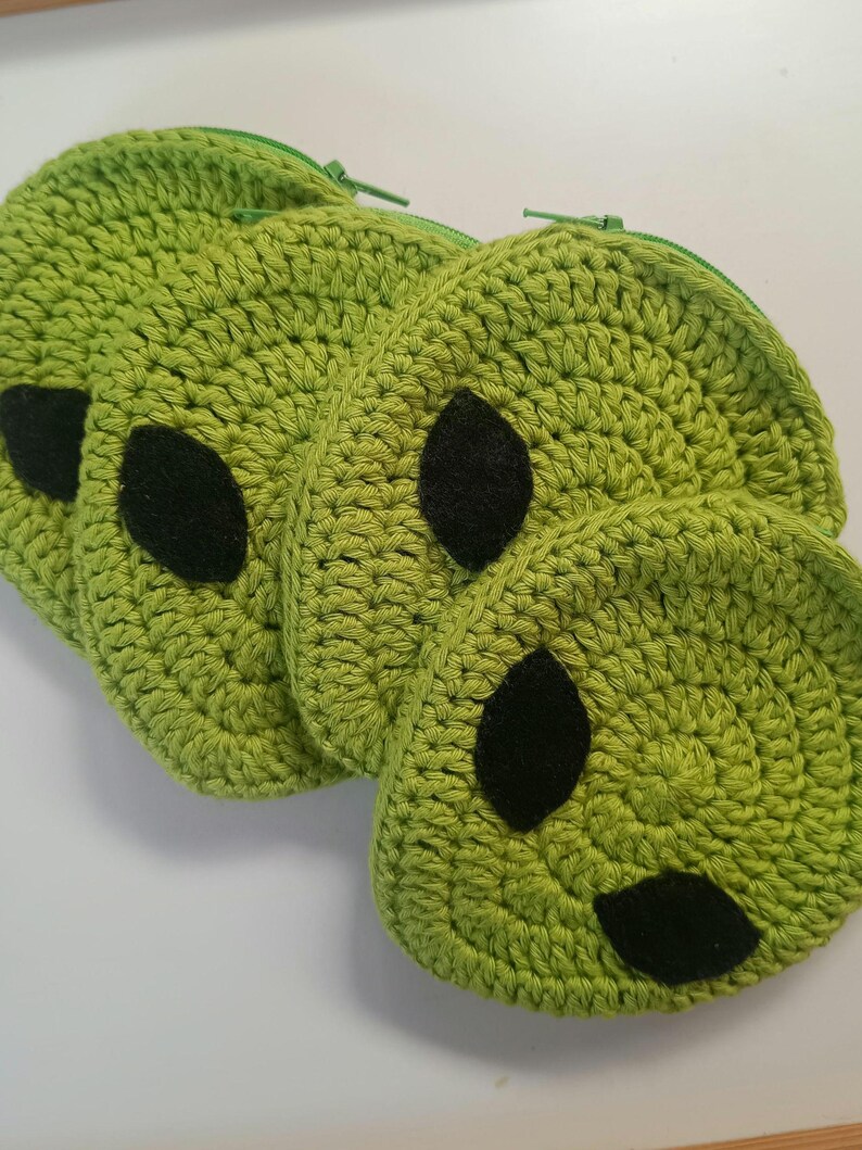 Crochet Handmade Alien Coin Purse (with Zip) - Etsy