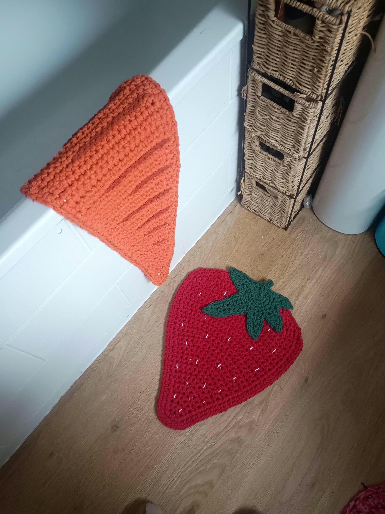 Handmade Crochet Strawberry Bath Mat/rug/door Mat - Etsy