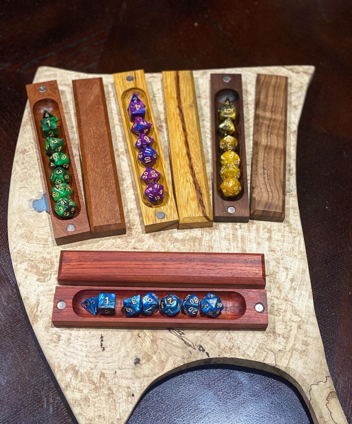 Exotic Wood Dice Vault (avec dés!) - Etsy France