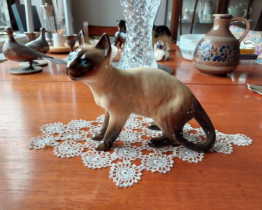 Coopercraft Rare Siamese Cat Glazed Figurine. Made in Tunstall, Stoke ...
