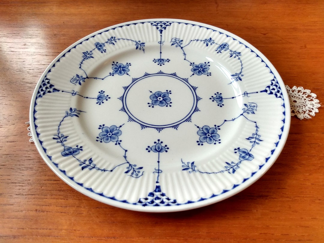 Furnivals 9" Denmark Vintage Dinner Plate in the Iconic Blue & White ...