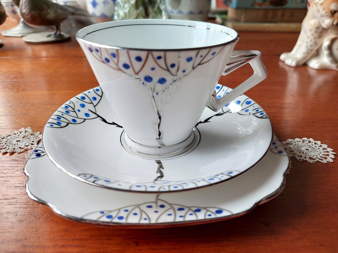Standard China Art Deco Trio in Stunning Stylised Pattern With Rare ...