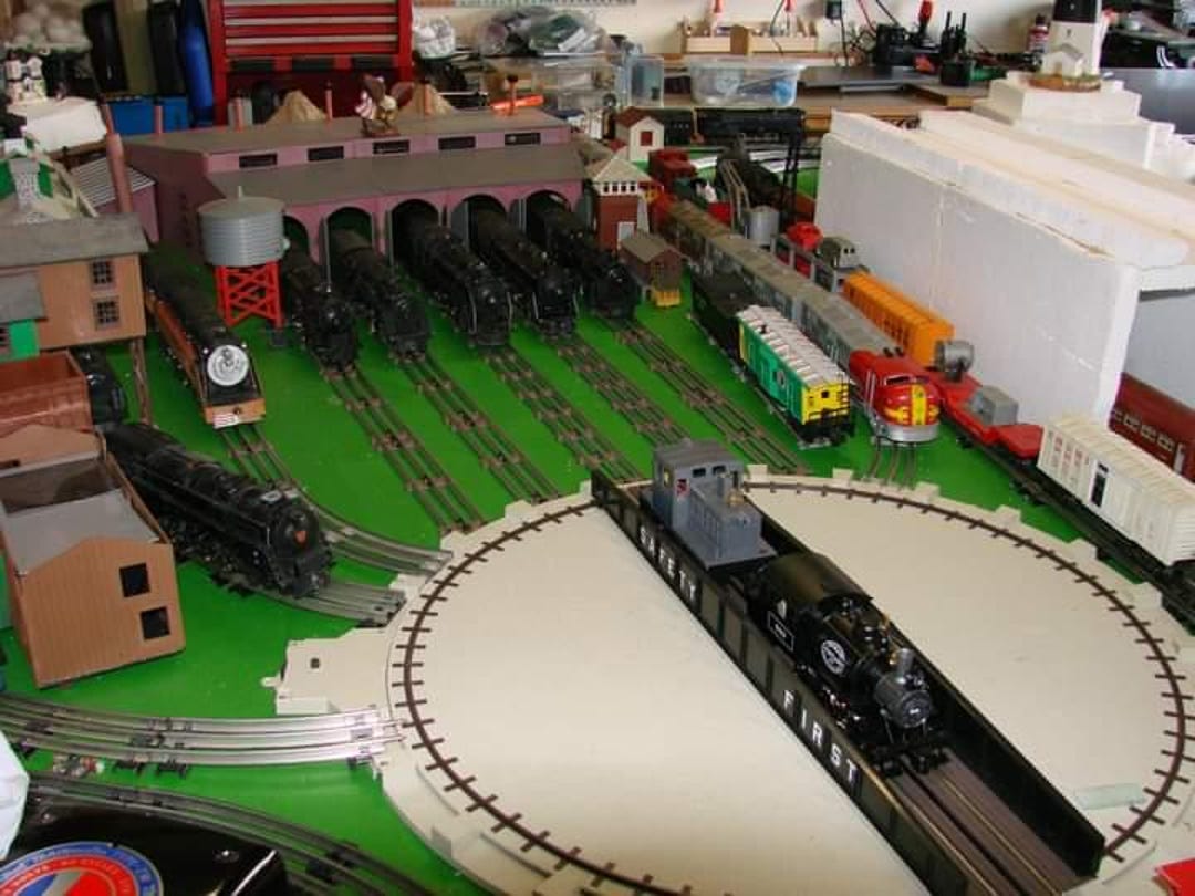 Lionel Model Train Roundhouse Five Stall - Etsy