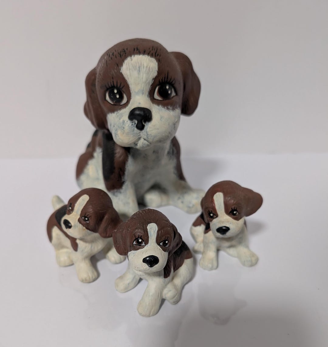 Vintage Dog Figurines Ceramic Beagle Mama and Her Three Pups - Etsy