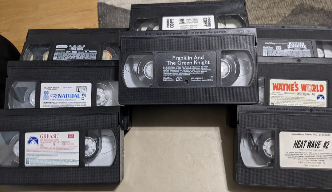 VHS Tapes Bundle of 8 With Popular Movies - Etsy