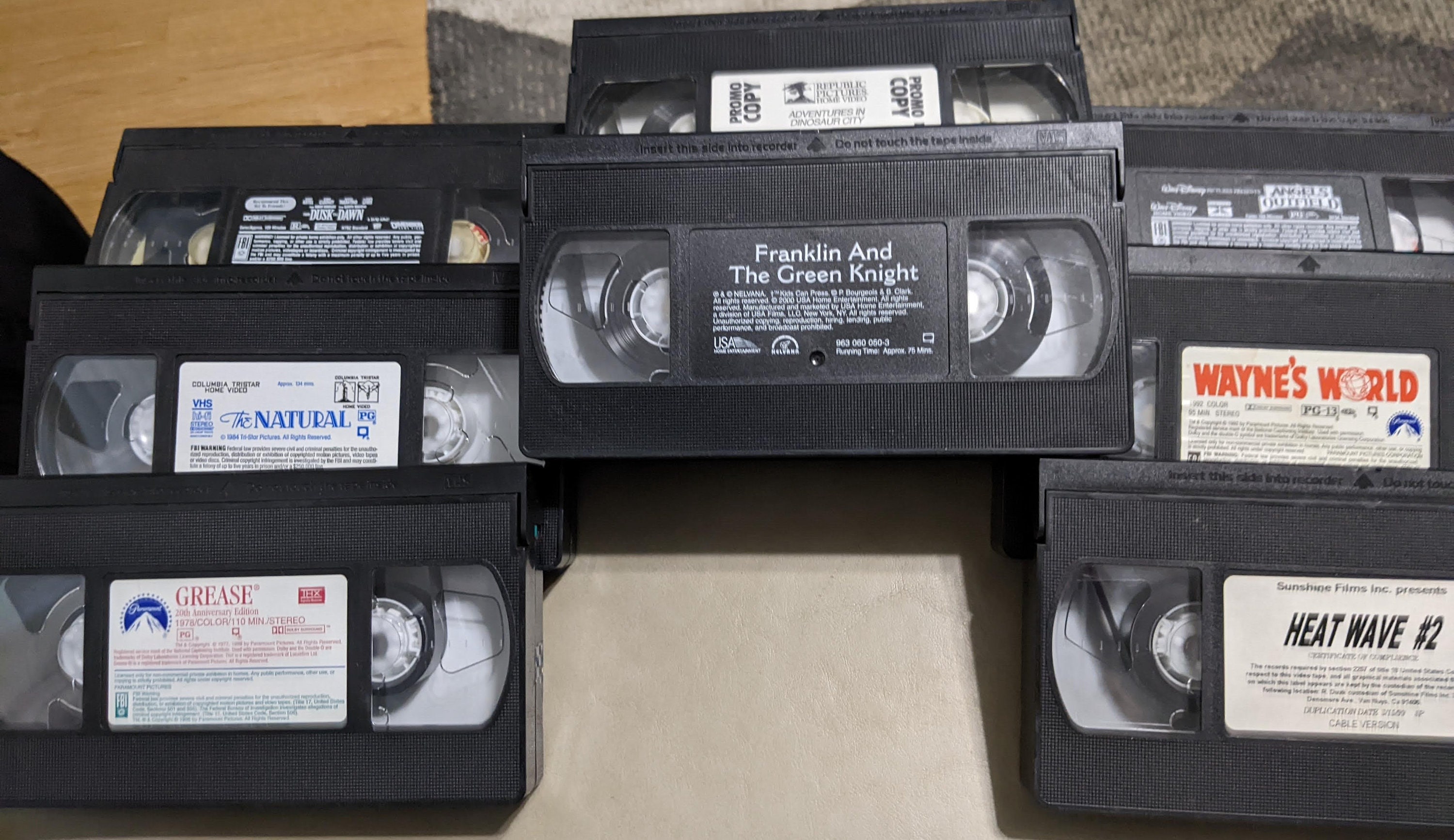 VHS Tapes Bundle of 8 With Popular Movies - Etsy