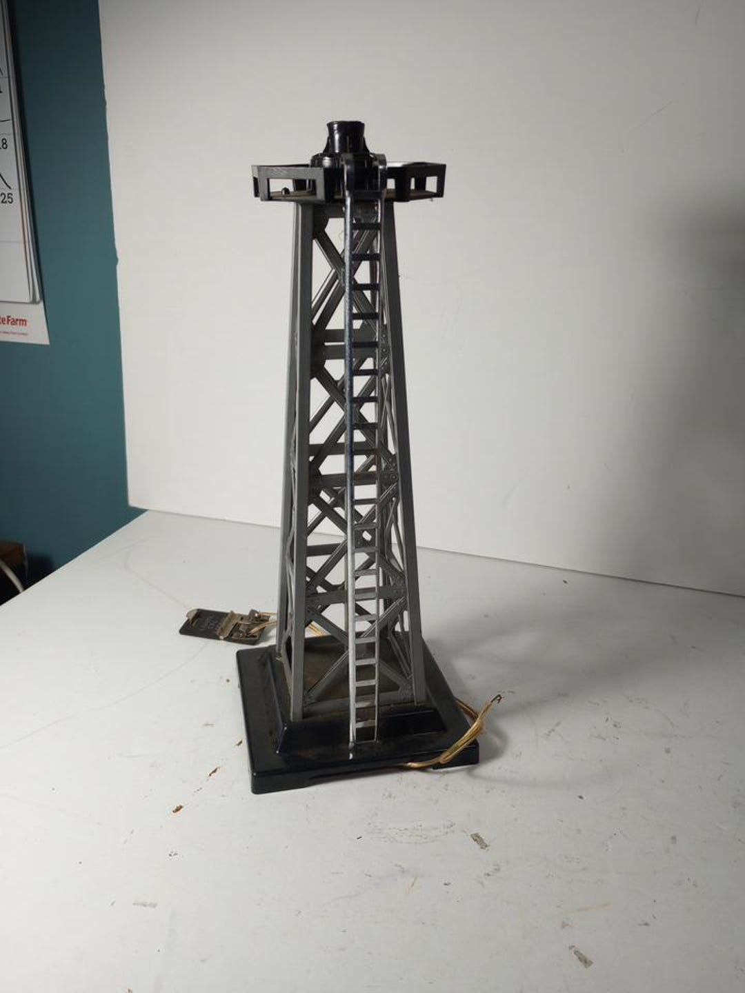 Marx Light Beacon Model Railroad Trains Lionel Platform W/wires and ...