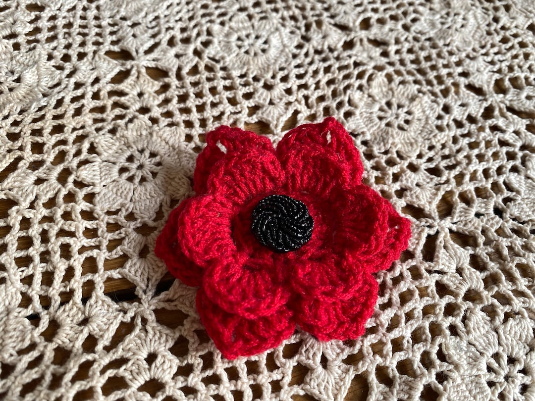 Poppy Remembrance Day Crochet Poppy Brooch, Applique, Smal APPROX 8CM ...