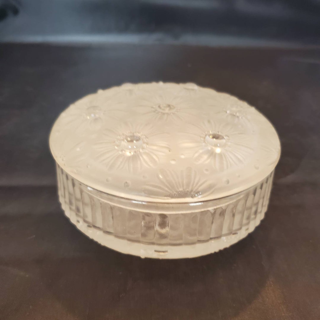 Vintage Jewelry Dish Lidded Powder Dish Round Embossed Daisies Clear ...