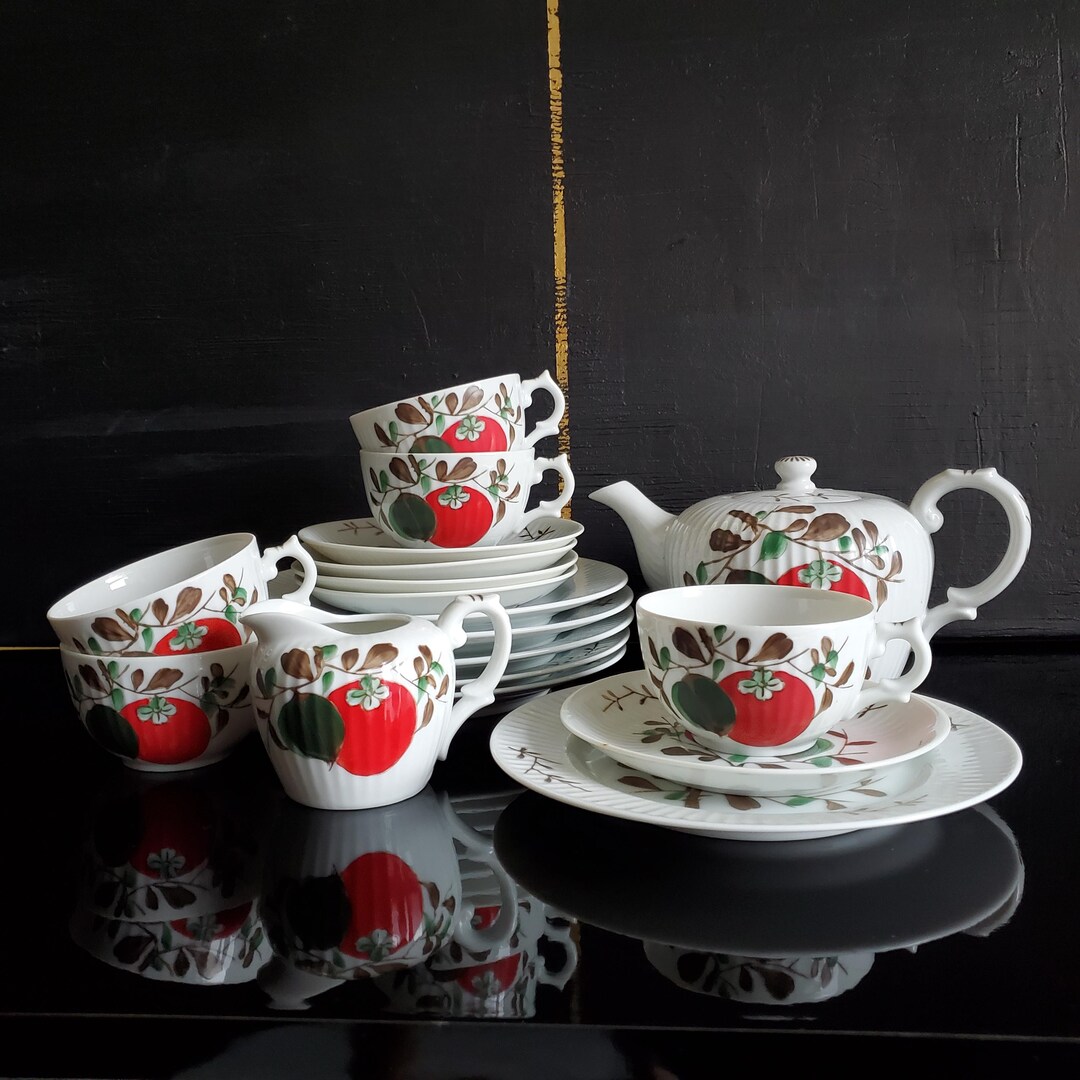Beautiful 5-person Tea Service by Nippon Tokusei, Made in Japan, Hand ...