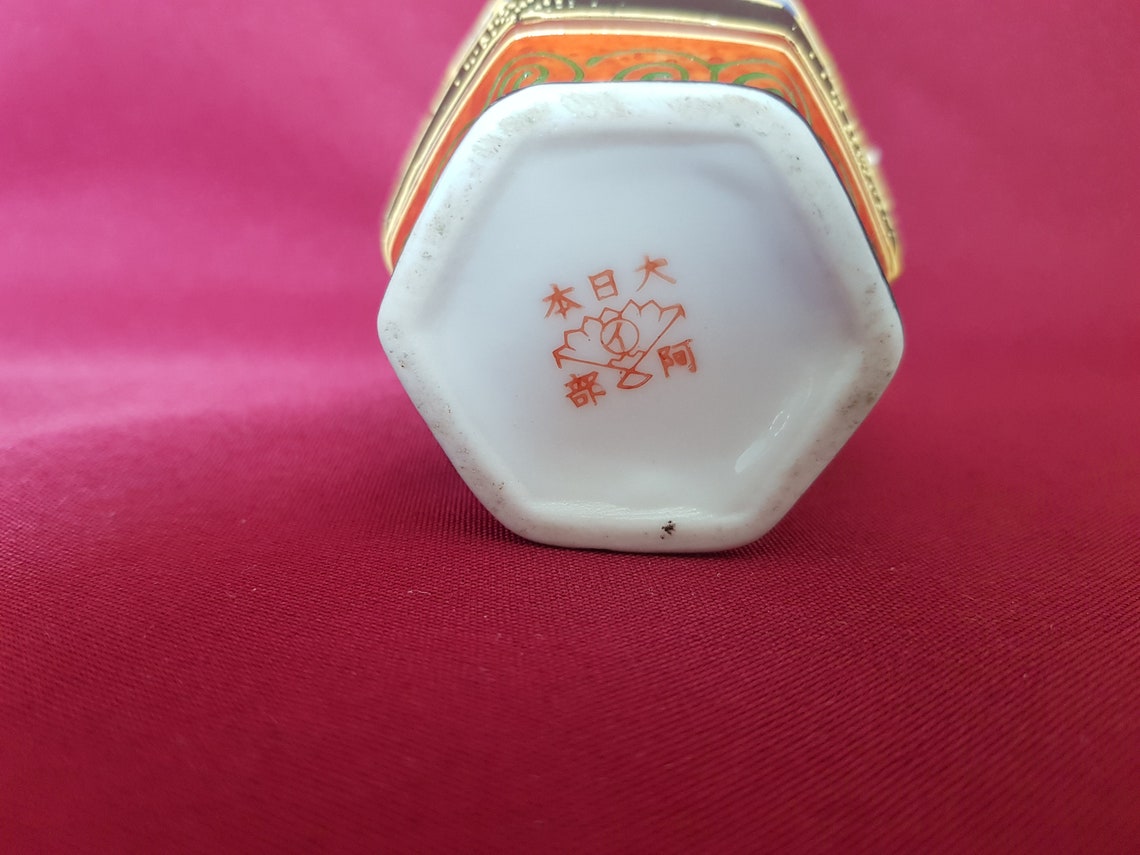 Satsuma Vase, Handgemalt, sechseckige Form - Etsy.de