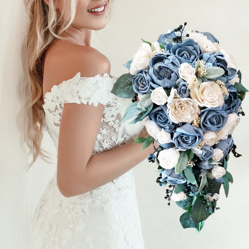 Blue Rose Bouquet - Etsy