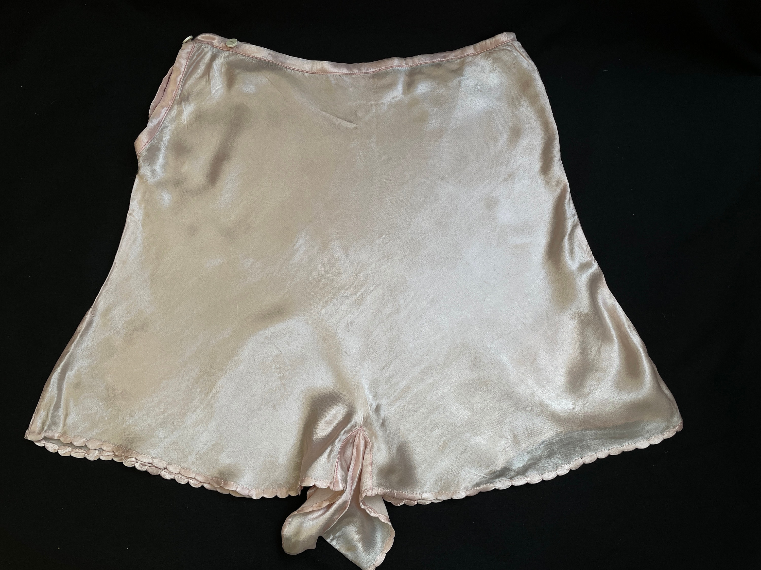 VINTAGE 1930's/2ww UNWORN SATIN French Knickers/tap Pants - Etsy UK