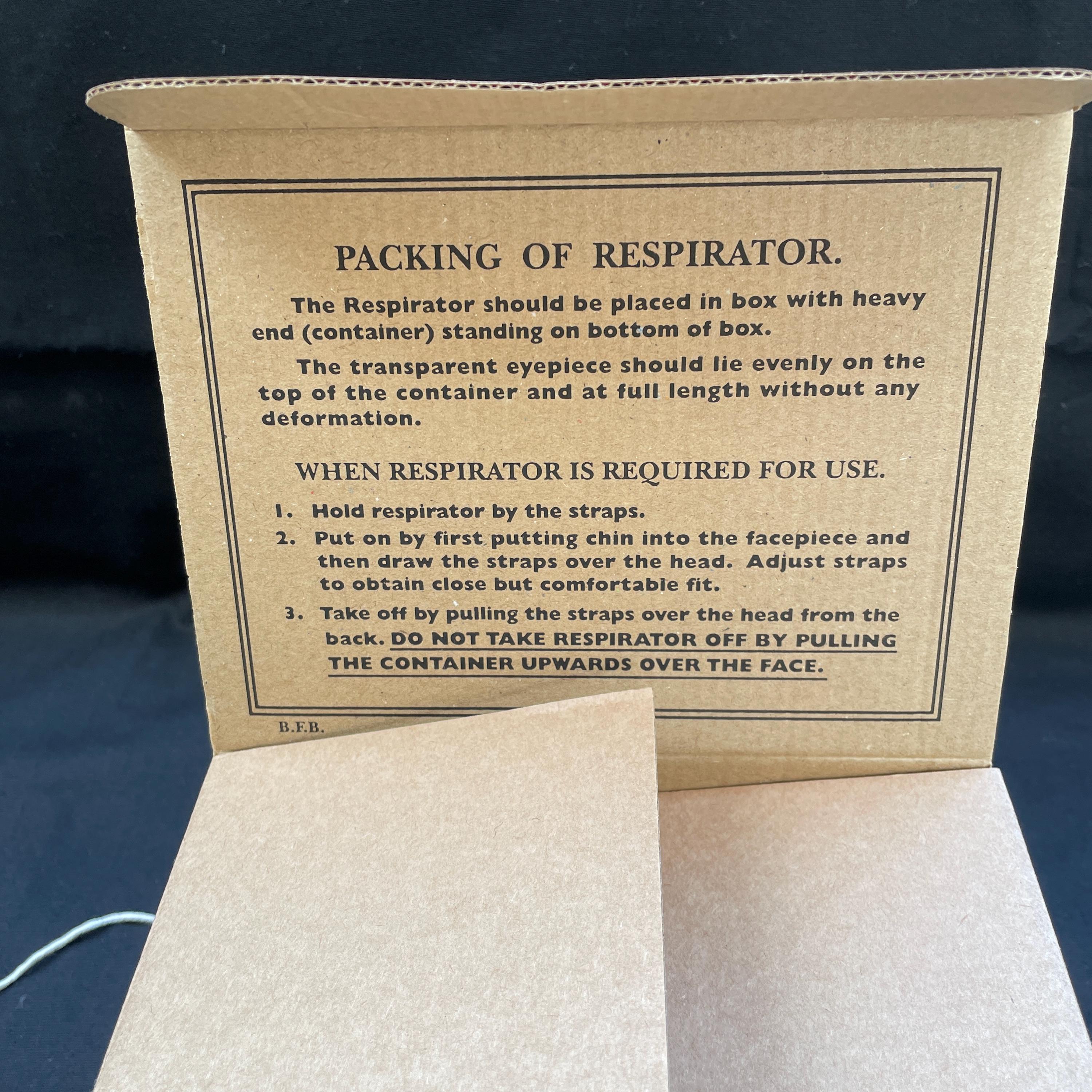 2WW GAS MASK BOX - Accurate Replica - Etsy UK