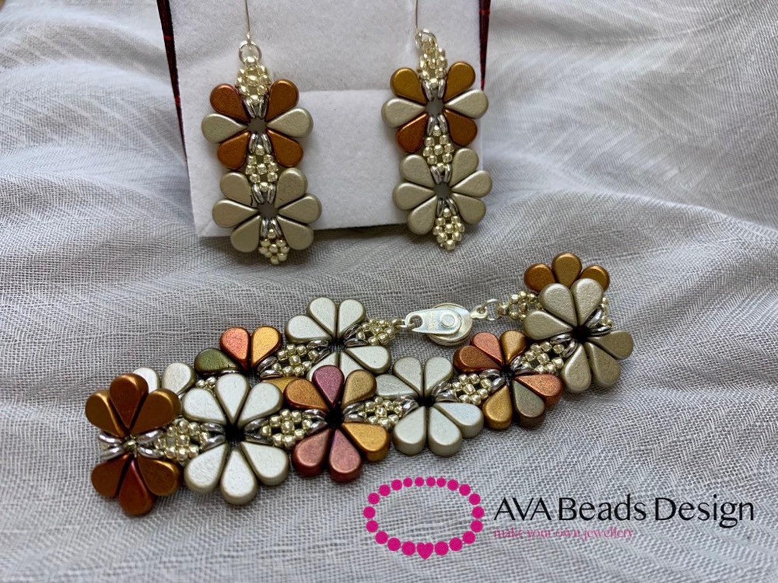 PDF Tutorial / Pattern for Making daisy Bracelet - Etsy