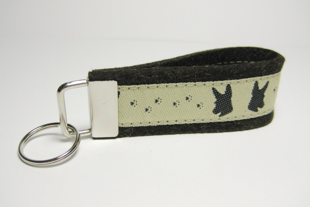 Felt Keychain Dark Brown PODENCO / Greyhound - Etsy