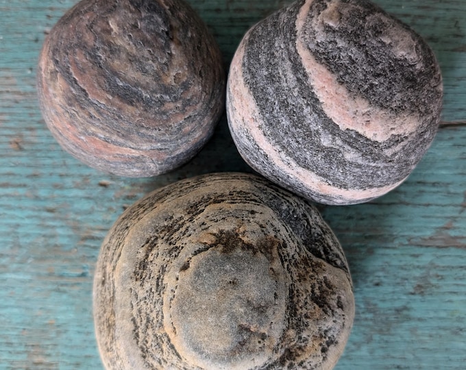 Lake Erie Rocks - Gorgeous Multi-colored Banded Stones - Paperweights ...