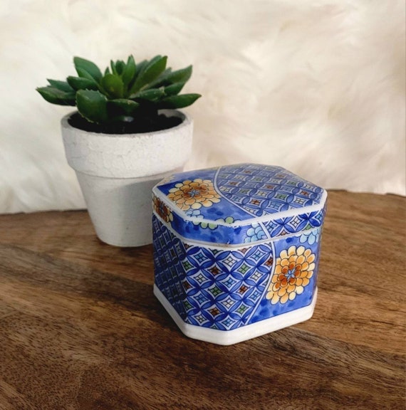 Vintage ASHIBI Japan Porcelain Floral Art Trinket Jew… - Gem