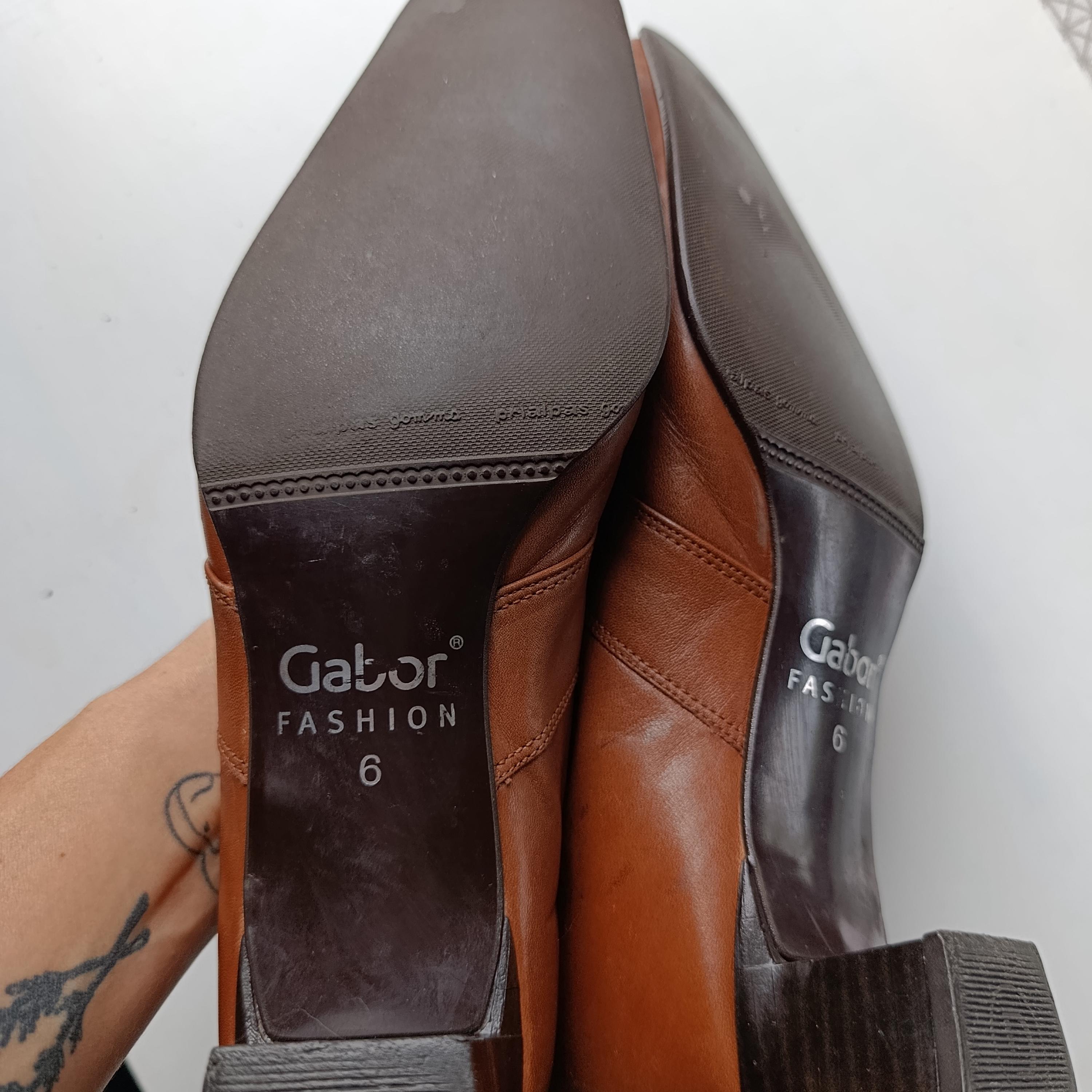 Vintage Leather Reddish-brown Block Heels Square Toe Ankle Boots by ...