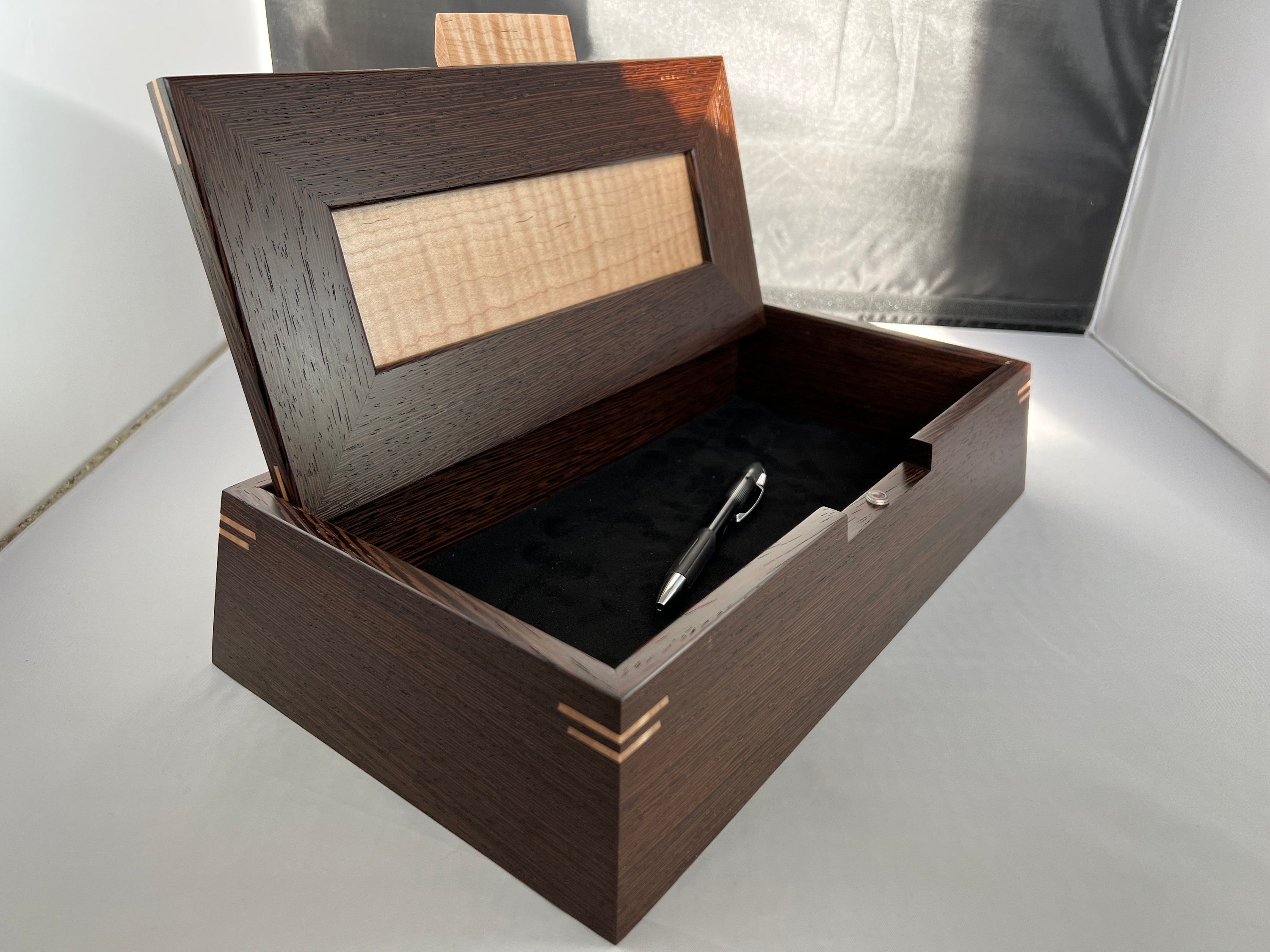 Valet Box, Wenge and Curly Maple - Etsy