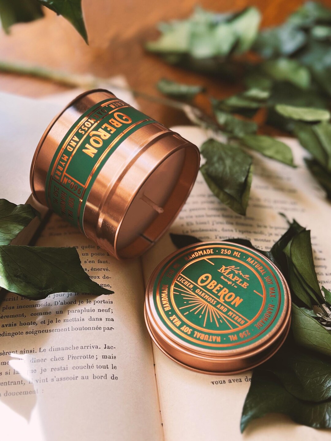 OBERON Candle Lichen, Oak Moss, Myrrh, Soy Candle, Vegan Candle, Forest ...