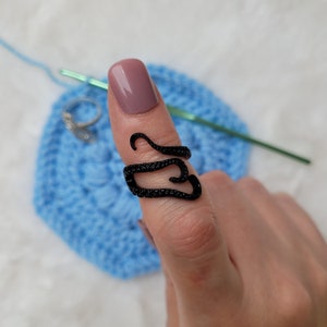 Octopus Crochet or Knitting Ring a Yarn Tension Aid for Crocheting and ...