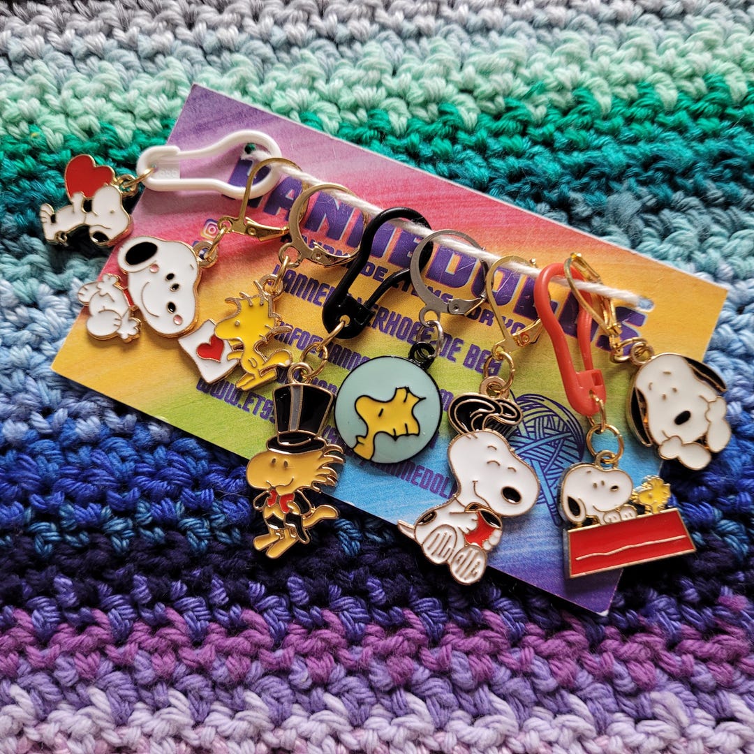 Stitch Marker Snoopy . Stitch Marker Woodstock . Stitch Marker Peanuts ...