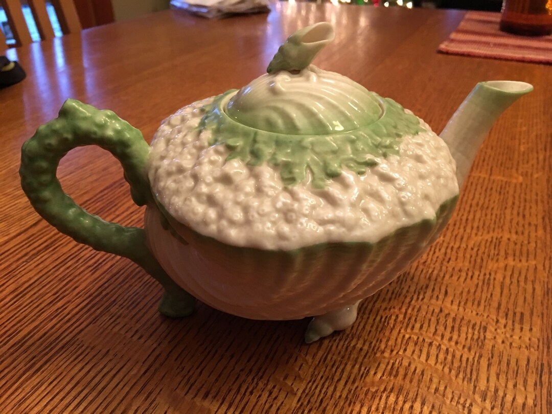 Belleek Ireland Neptune Seashell Teapot with Green Accents, perfect ...
