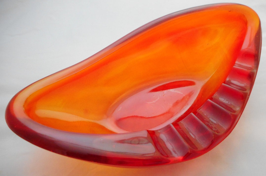 Vintage Ashtray Atomic 1960's Orange Ashtray Glass - Etsy