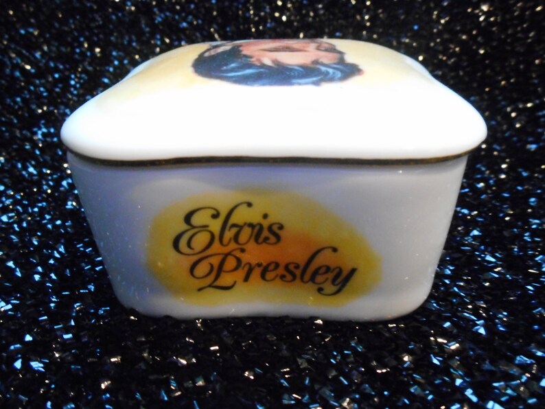 Elvis Presley Box - Housewares - Vintage '80's Ceramic Music Box - Love ...
