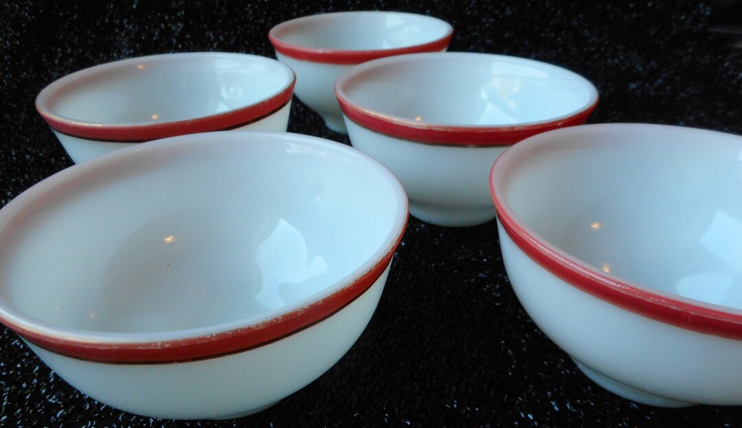 Vintage PYREX Milk Glass Cups: Red & Gold Rimmed Kitchenware - Set of 5 ...