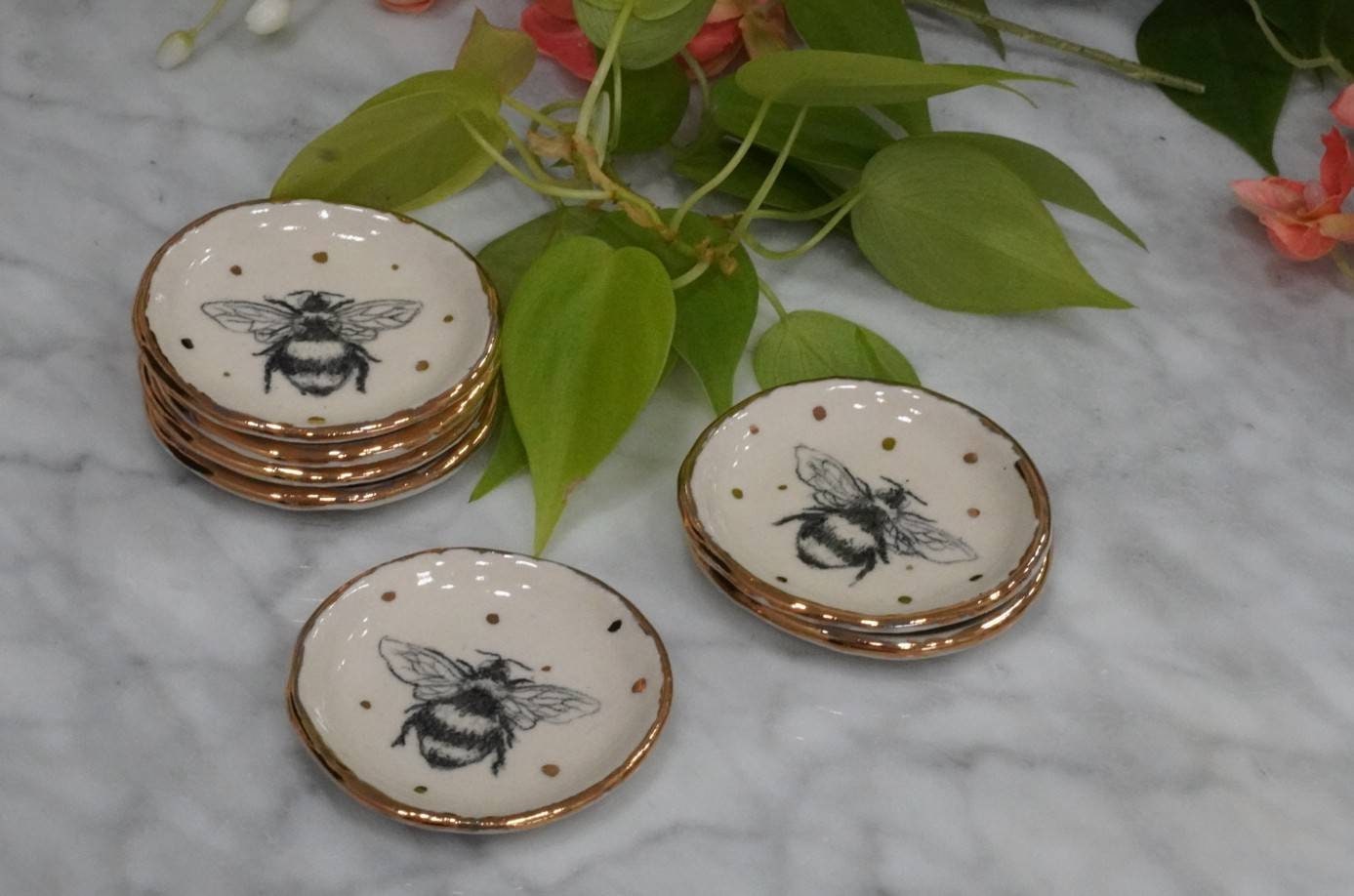 Hand Drawn Bumble Bee Ring Dish Teabag Holder With Gold Rim - Etsy