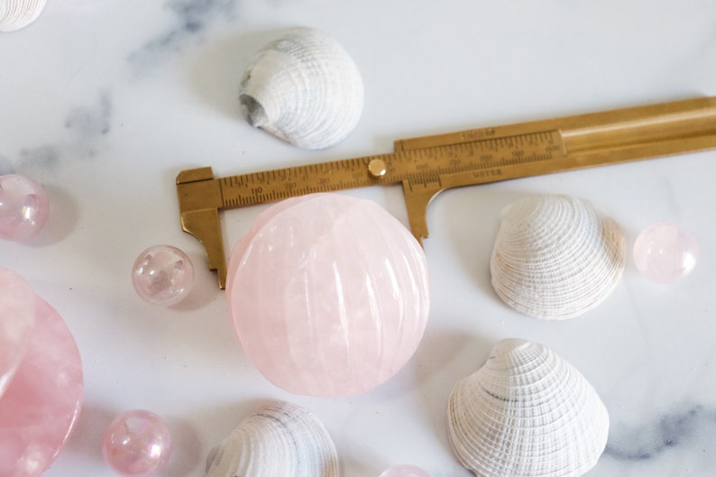 Rose Quartz Clam Shells With Aura Rose Quartz Mini Sphere - Etsy