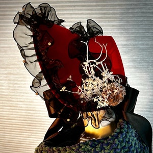 Made in USA Vintage Style Red Caroling Bonnet, One Size Fits Most ...