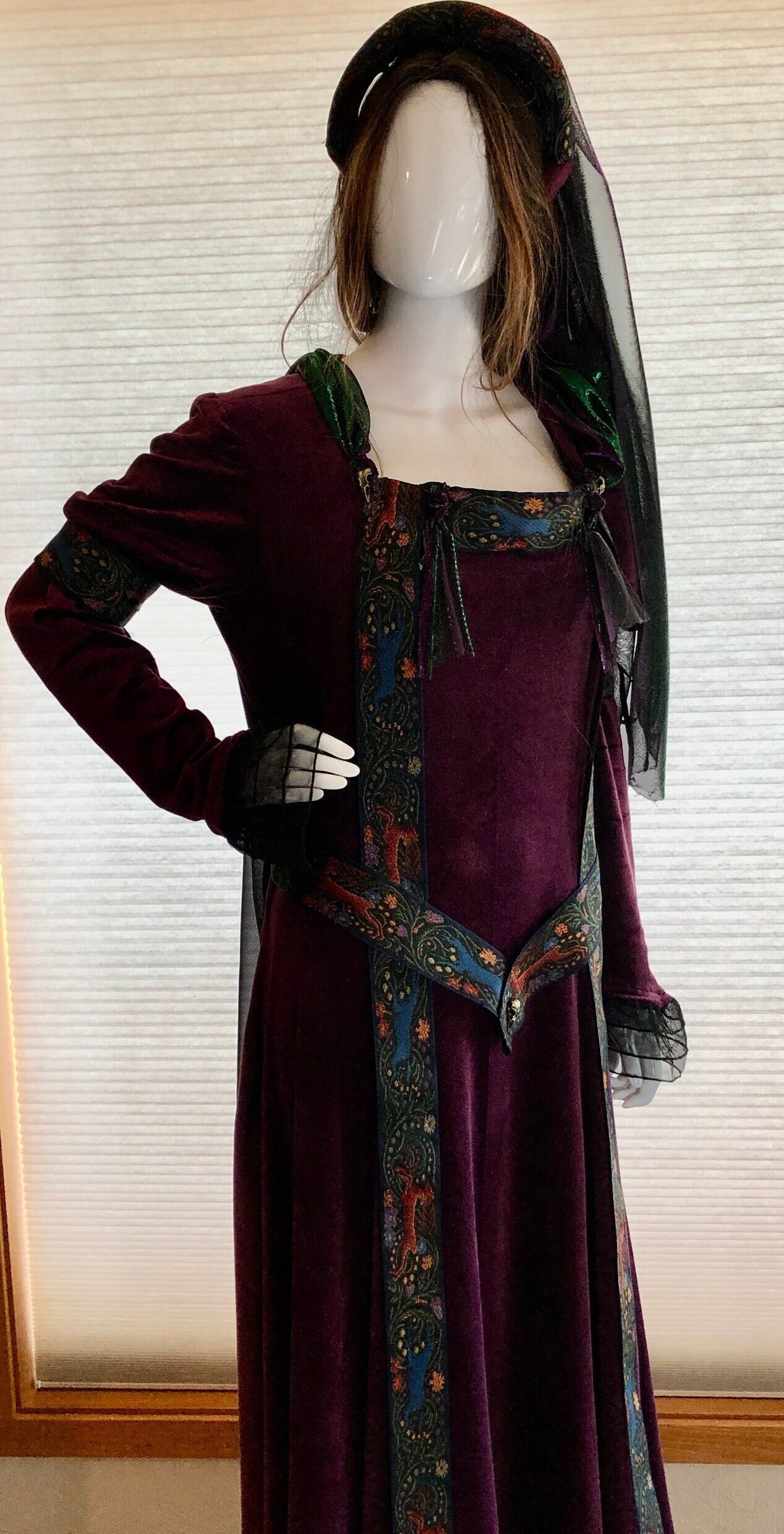 Purple Velvet Maiden Gown: Medieval Renaissance Dress, Adjustable Size ...