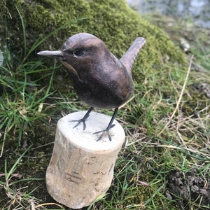 Hand Carved and Painted Wooden Wren Statue Ornament Gift Feature on Log ...