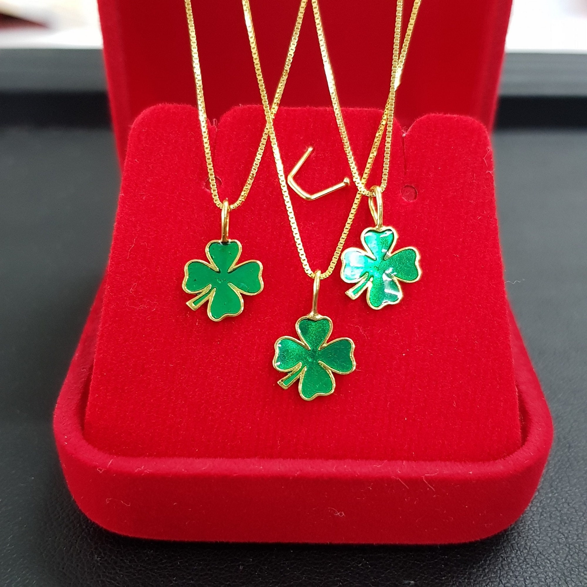 Gold Clover 4 Leaf Pendant Necklace Lucky Four Leaf Clover Enamel in ...