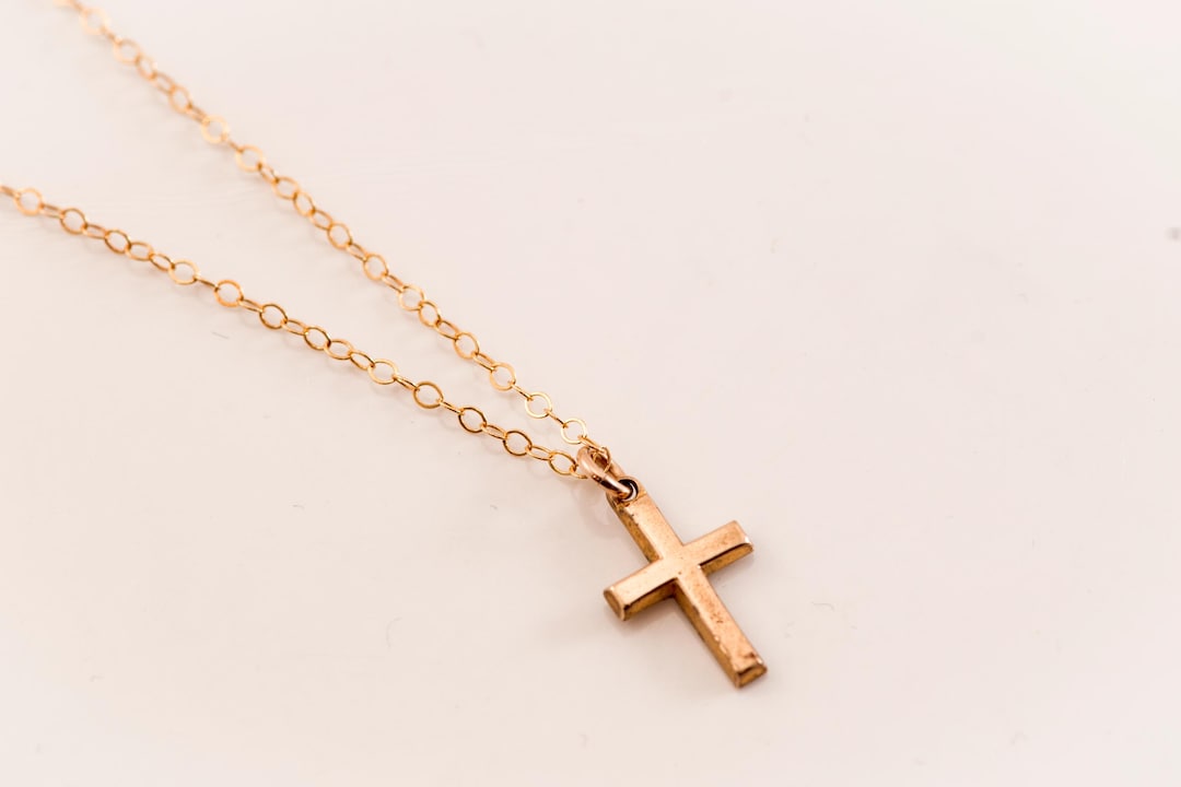 Vintage Art Deco Gold Fill Cross Necklace | Crucifix Pendant on 14K ...