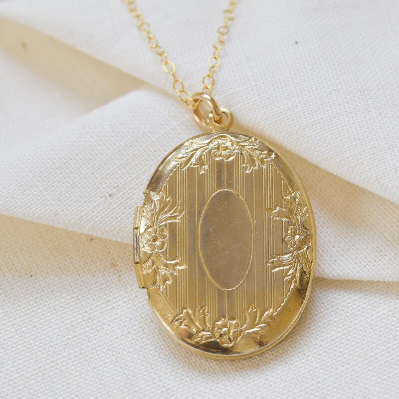 Frame Locket - Etsy