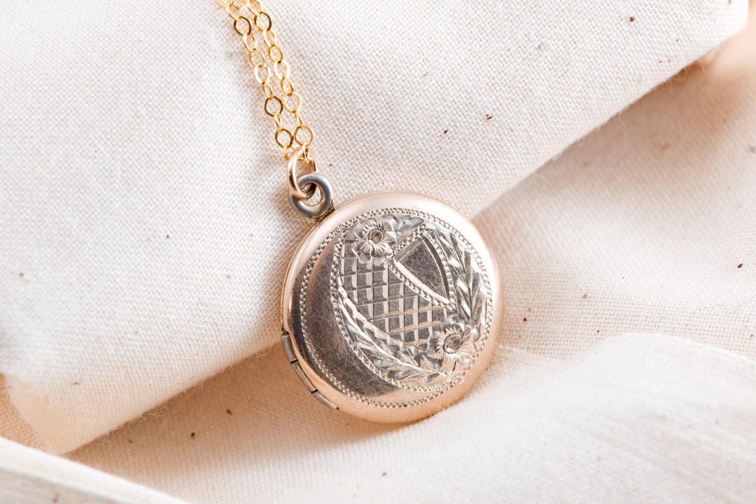 Antique Victorian Gold-filled Locket Necklace | Engraved Floral Round ...