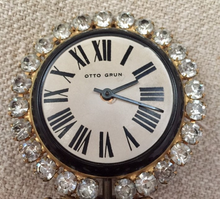 Vintage Vanity Otto Grun Clock. - Etsy