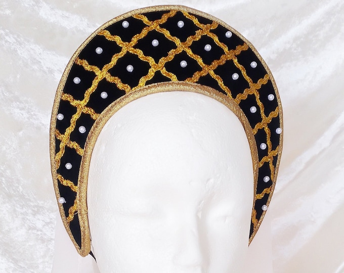 Medieval Headband Lined With Black Velvet, Adorned With Gold Trimmings ...