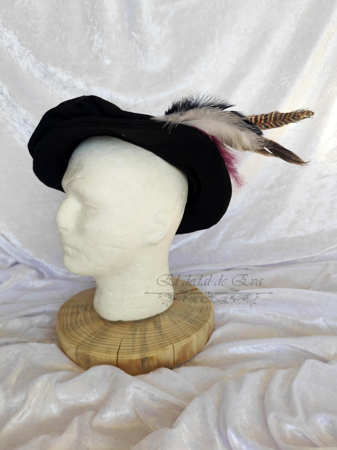 Renaissance Headdress. Flat Hat. Tudor Headdress. 16th-century ...